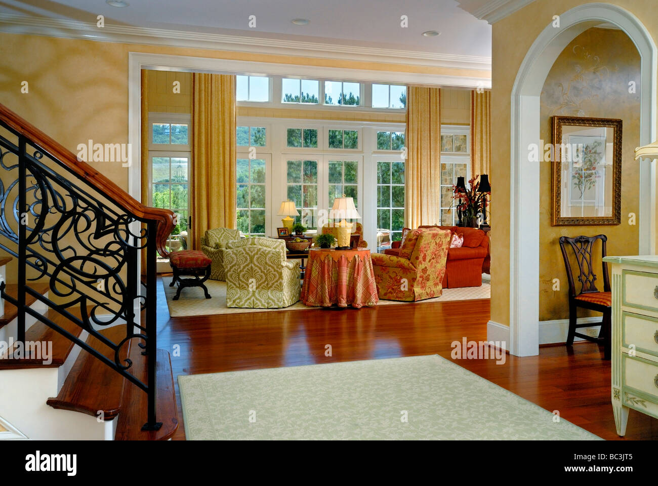 Foyer interior view hi-res stock photography and images - Alamy