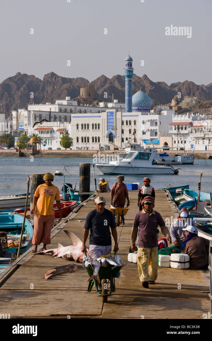 Muscat skyline hi-res stock photography and images - Alamy