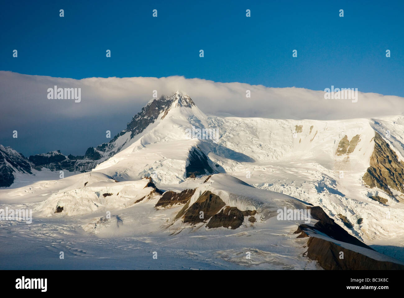 Mount blackburn hi-res stock photography and images - Alamy