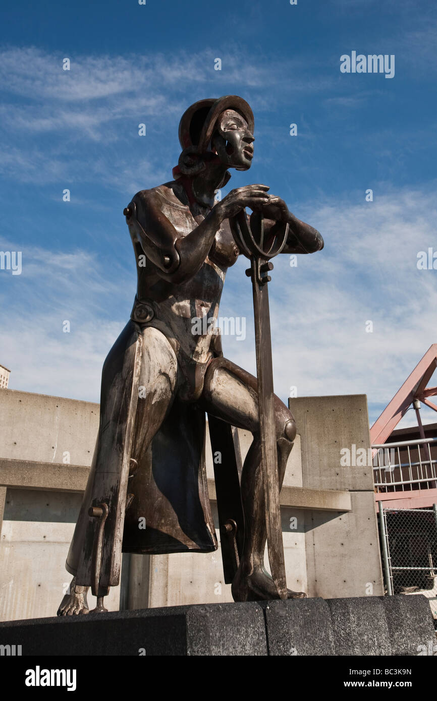 Seattle statue hi-res stock photography and images - Alamy