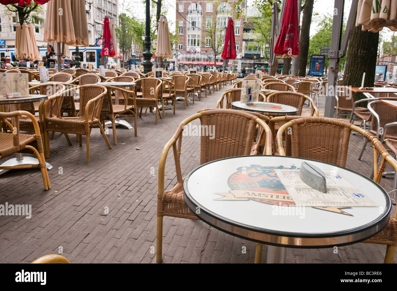 Empty al fresco hi-res stock photography and images - Alamy