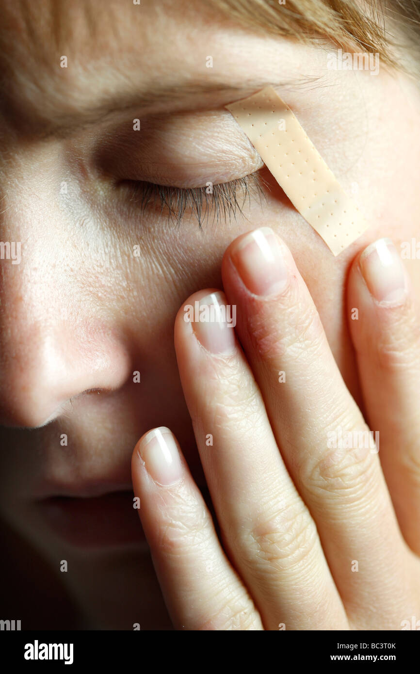 First aid plaster hi-res stock photography and images - Alamy