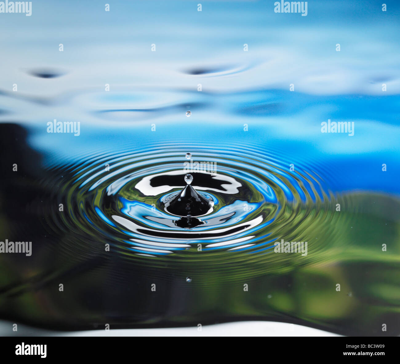 water drop in sky reflecting clouds Stock Photo - Alamy