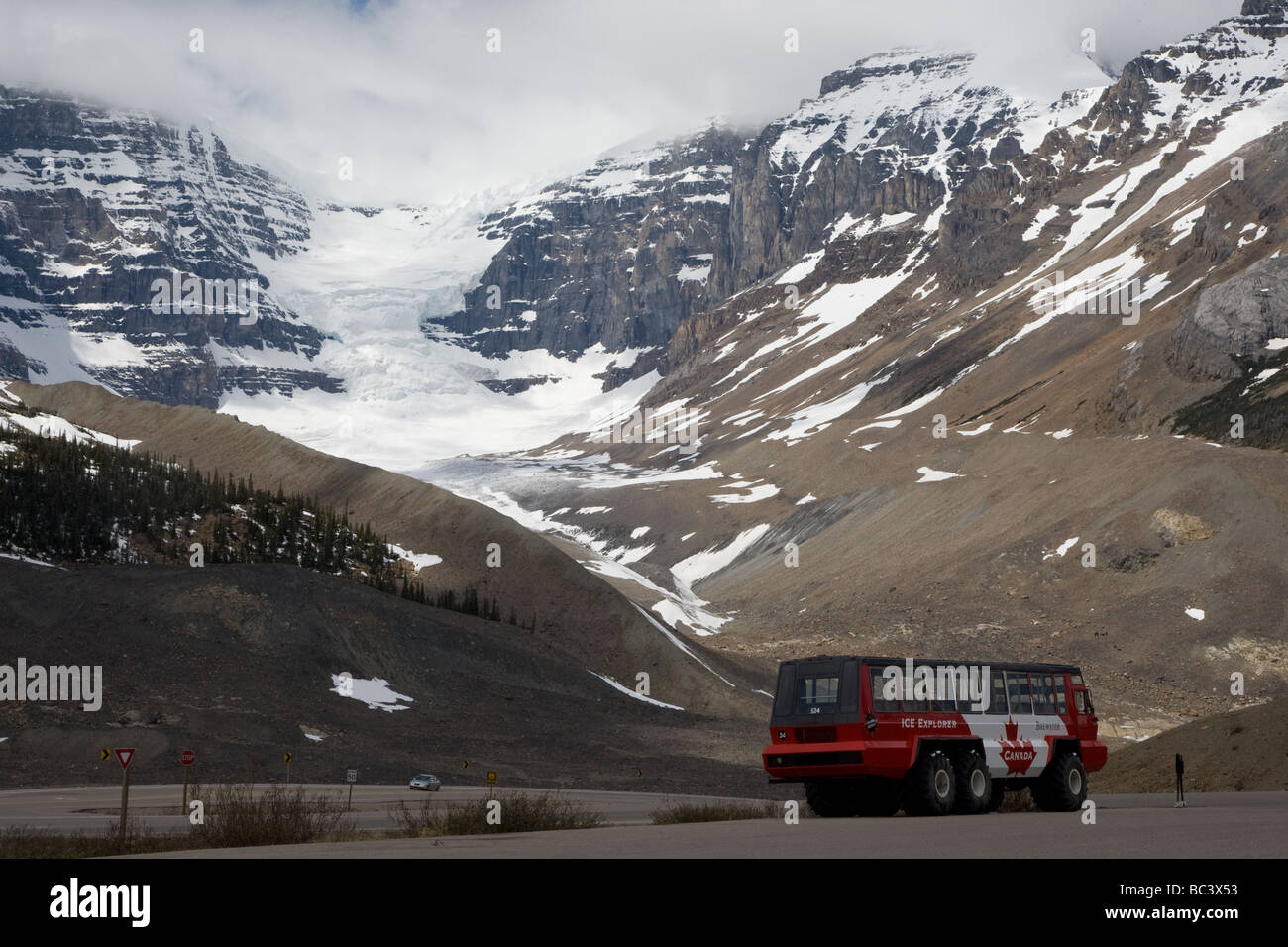Snocoach fronting the Athabasca Glacier, Columbia Icefield, Banff ...