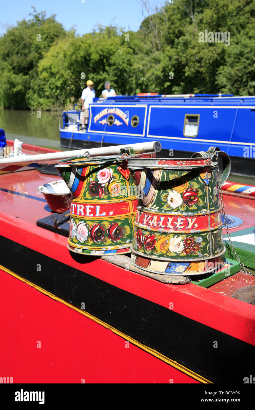 Canal Art on Narrowboat Stock Photo - Alamy