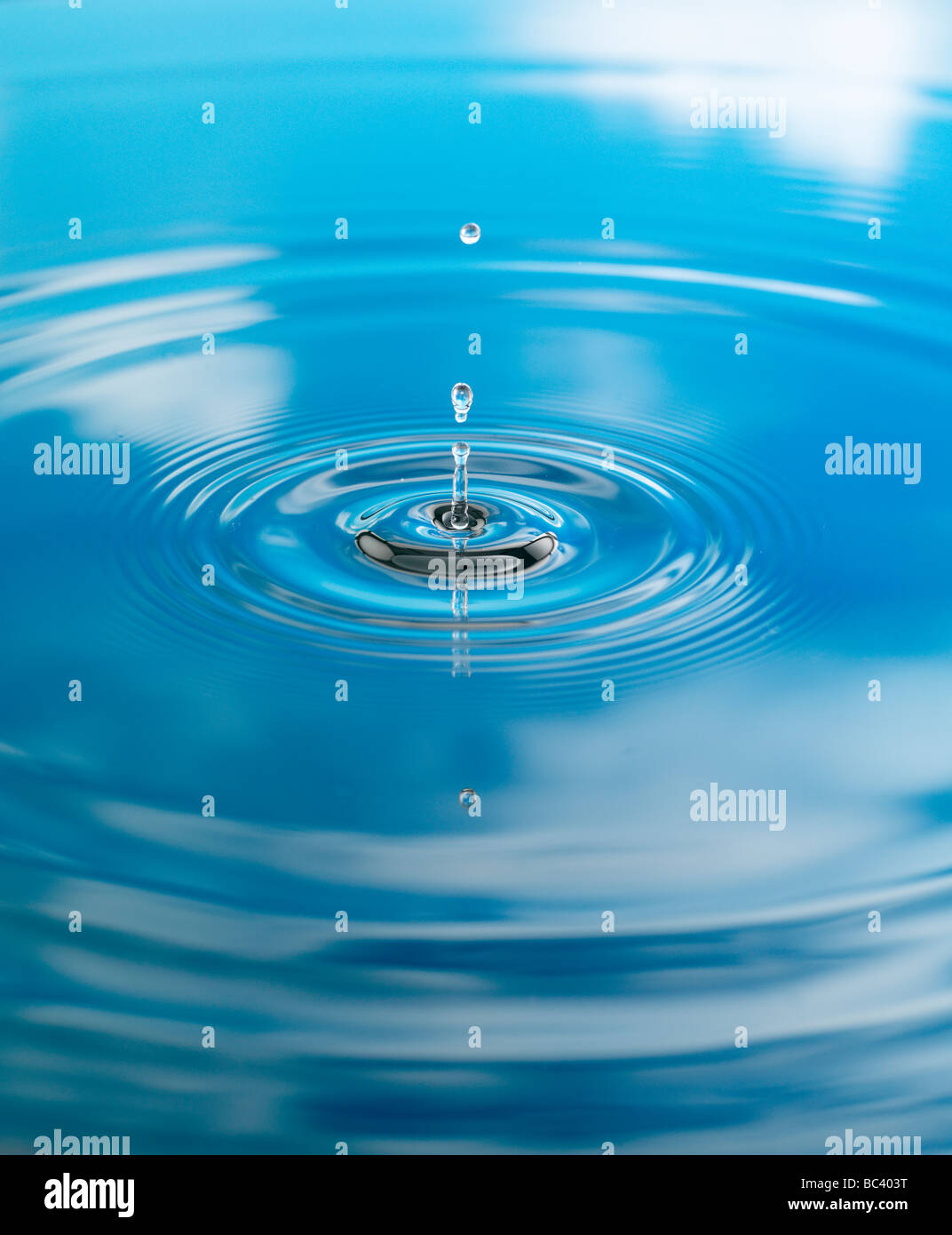 water drop in sky reflecting clouds Stock Photo - Alamy