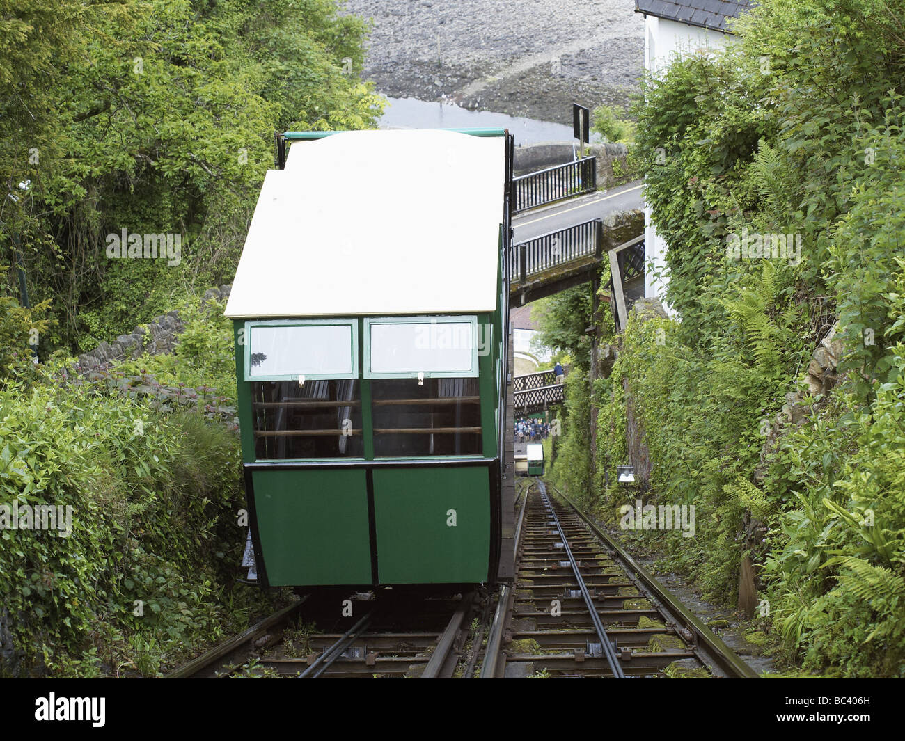 Lynton cliff railway hi-res stock photography and images - Alamy