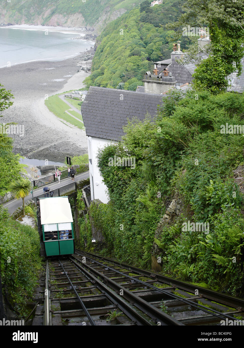 Lynton cliff railway hi-res stock photography and images - Alamy