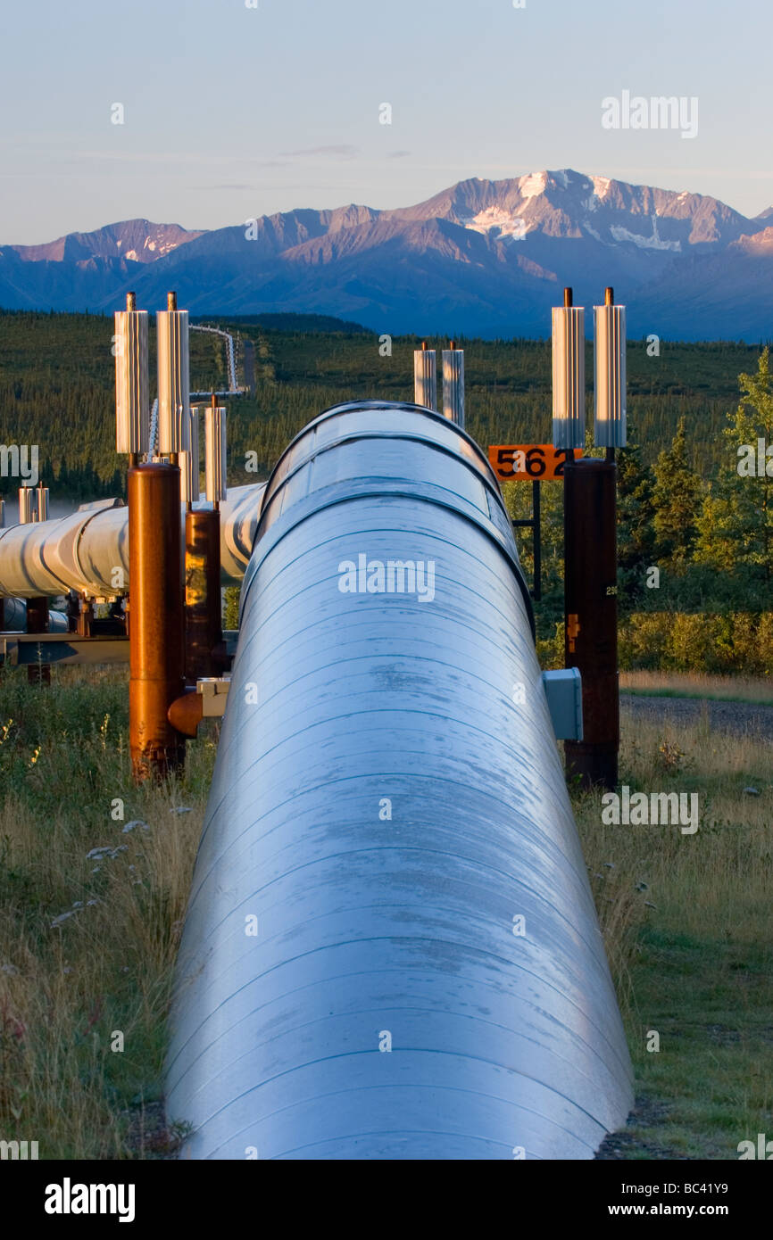 Central pipeline hi-res stock photography and images - Alamy