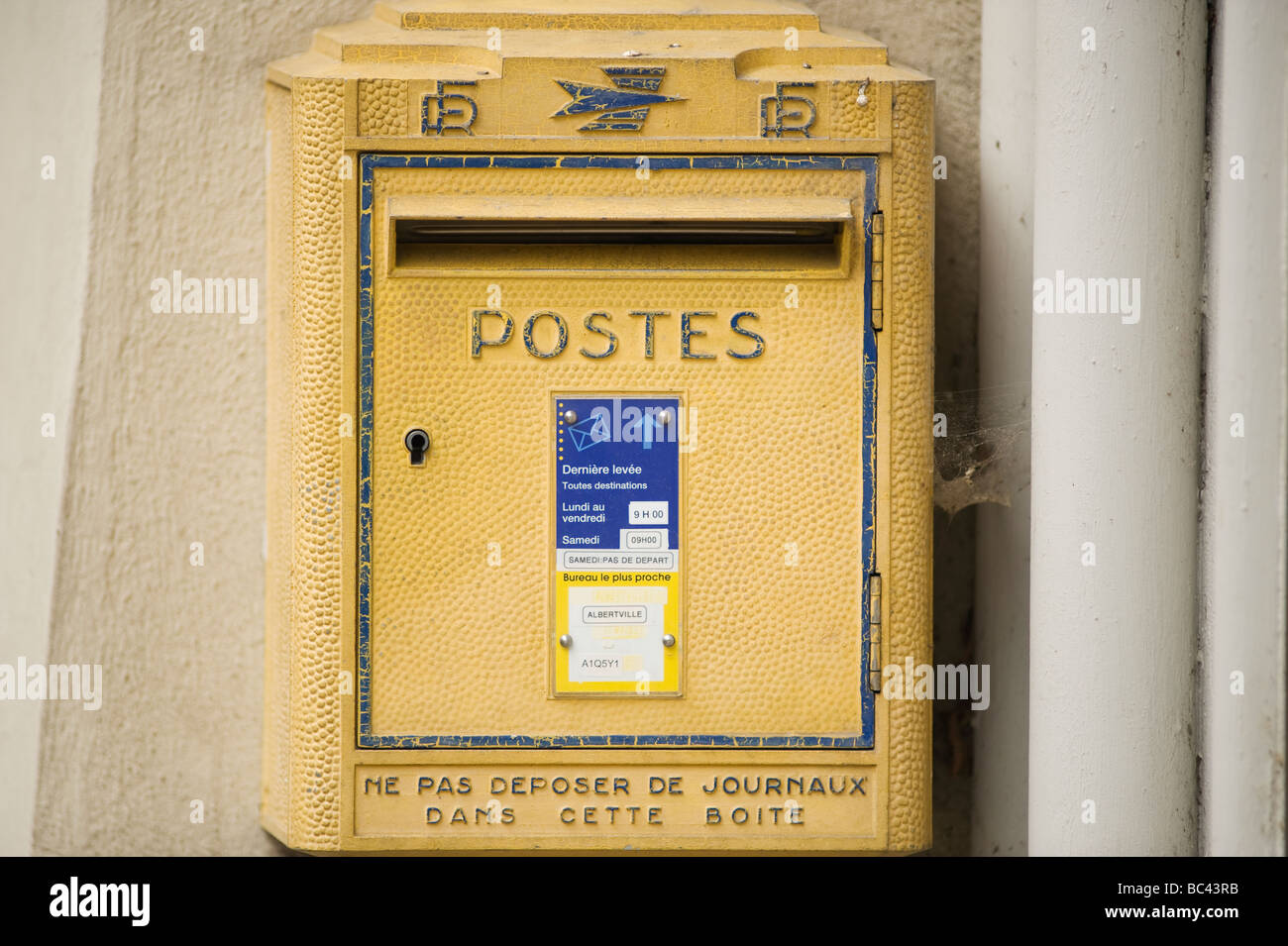 French Post Box High Resolution Stock Photography and Images - Alamy