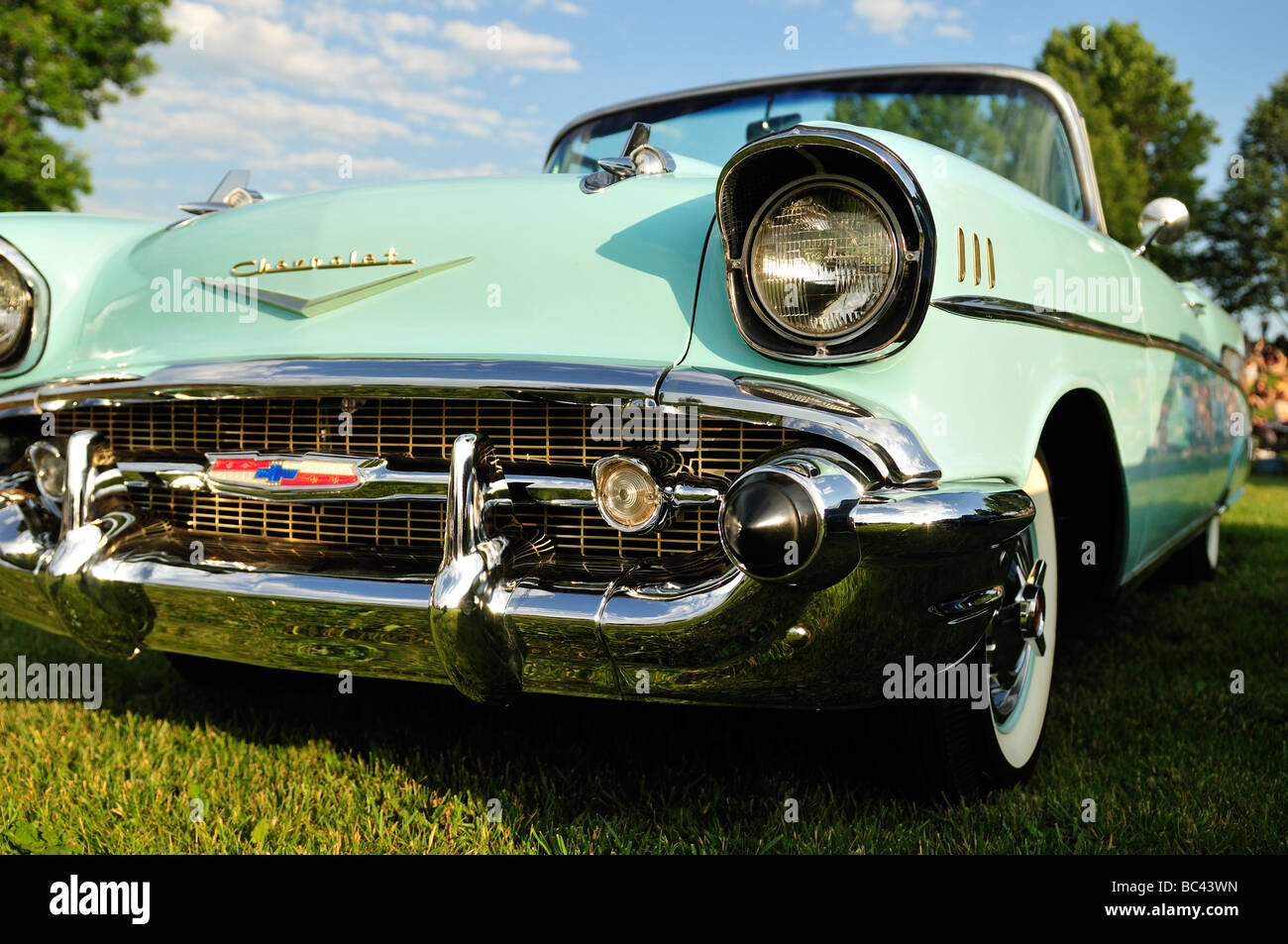 Chrome plated car 1950s hi-res stock photography and images - Alamy