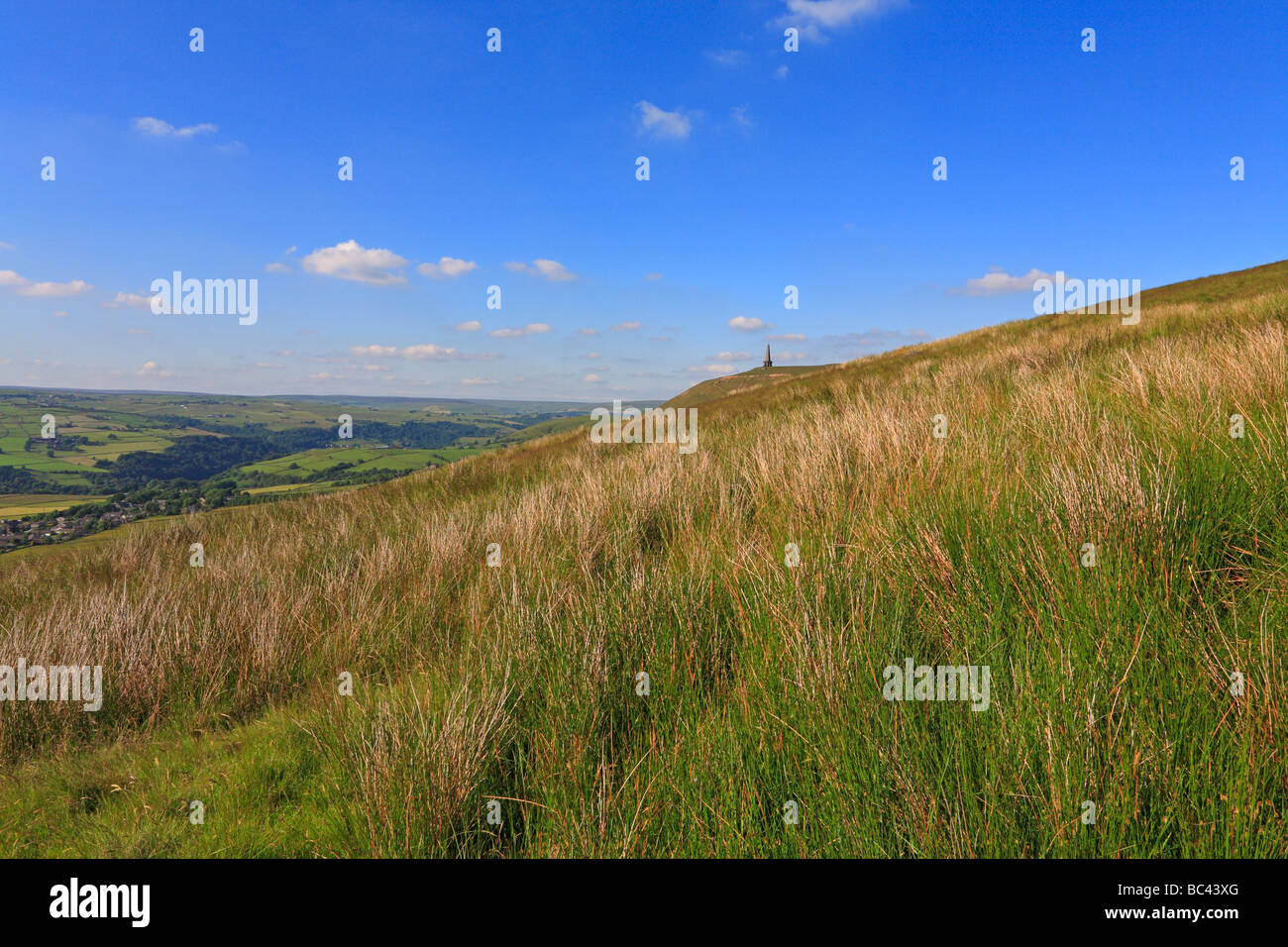 Stoodley Pike monument from the Pennine Way on Langfield Common ...