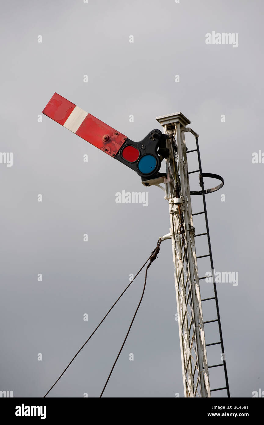 British railway semaphore signals hi-res stock photography and images ...