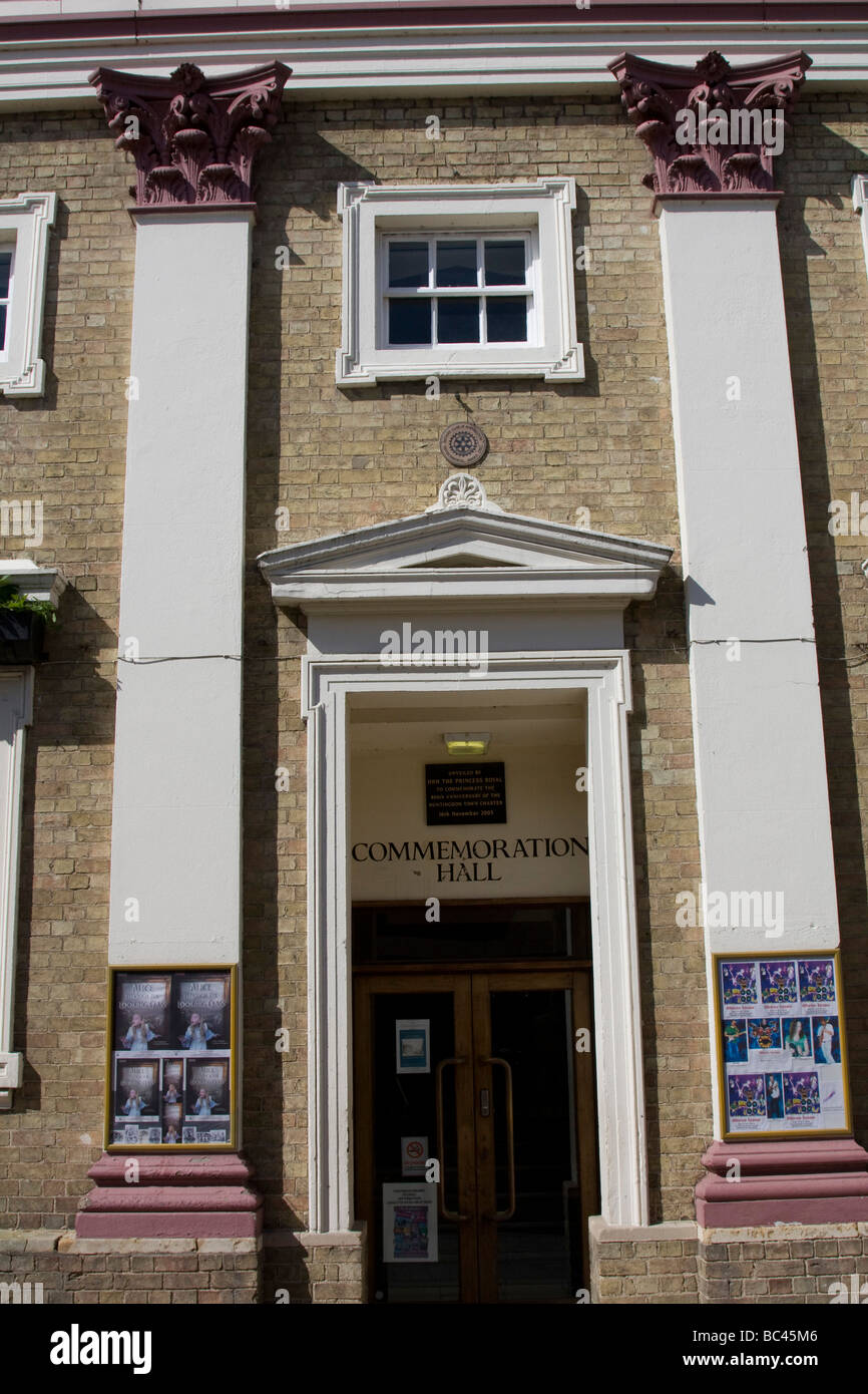 Huntingdon high street hi-res stock photography and images - Alamy