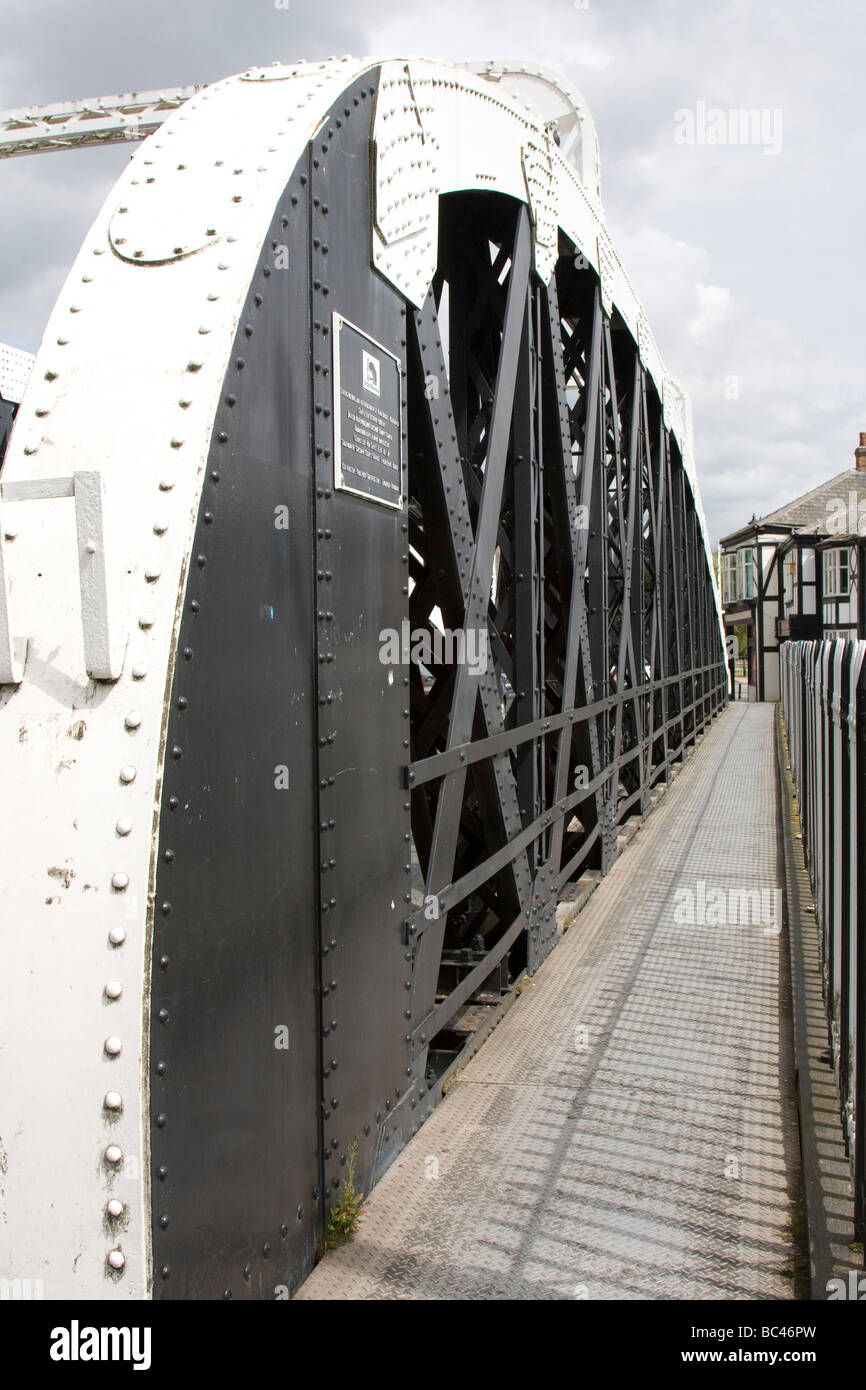 Town Bridge built in 1899 a Swing Bridge river weaver navigation ...