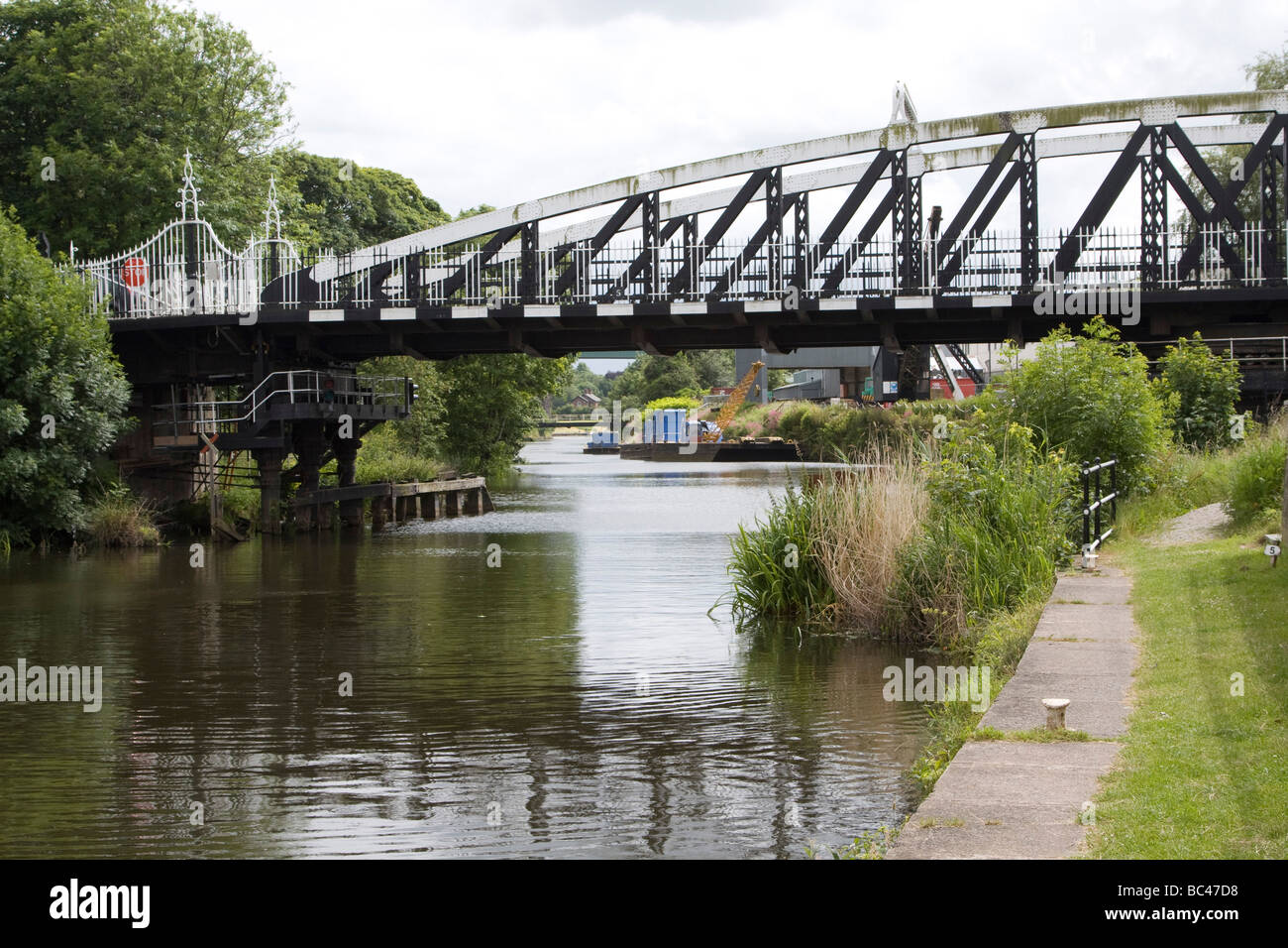 Town Bridge built in 1899 a Swing Bridge river weaver navigation ...