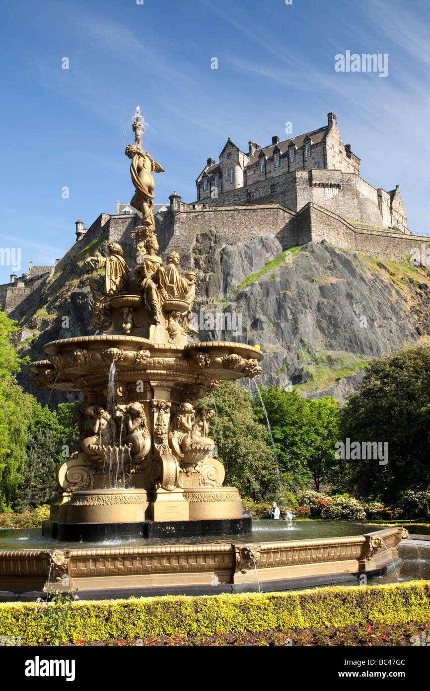 Princess Street Gardens Edinburgh Castle and Ross Fountain Scotland ...