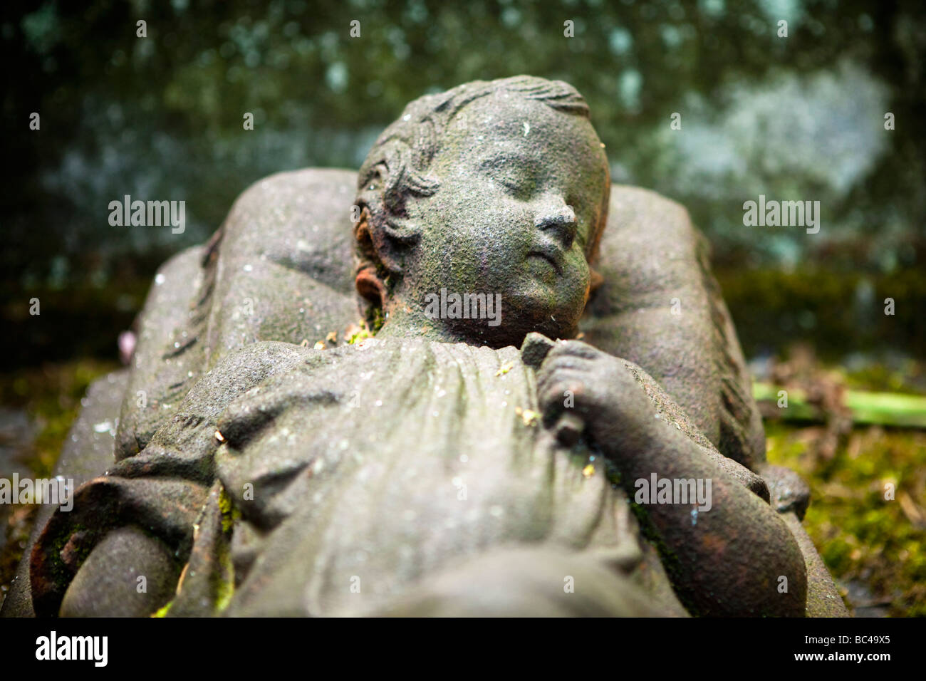 Baby cemetery hi-res stock photography and images - Alamy
