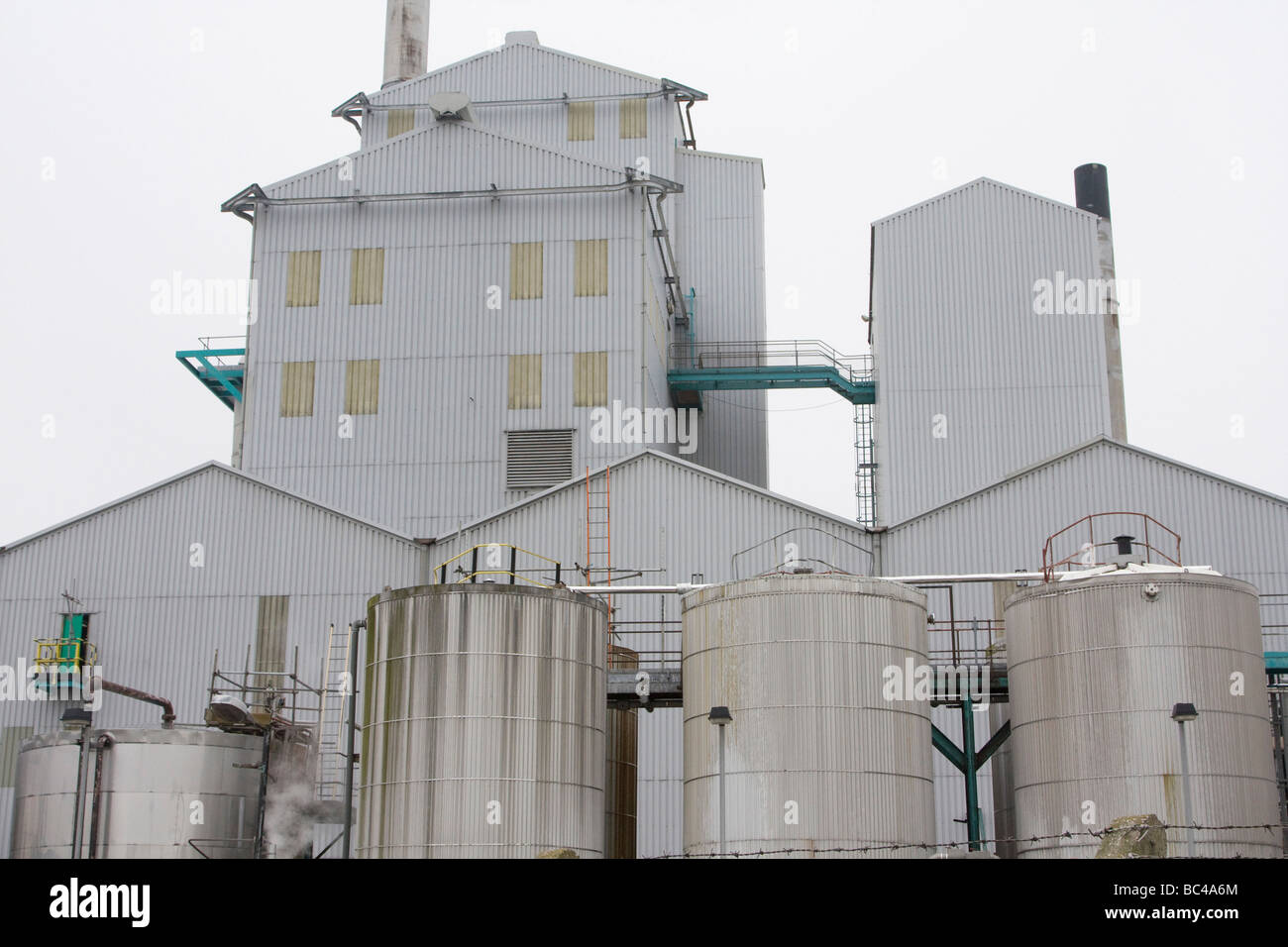 industrial factory near widnes cheshire england uk gb Stock Photo - Alamy