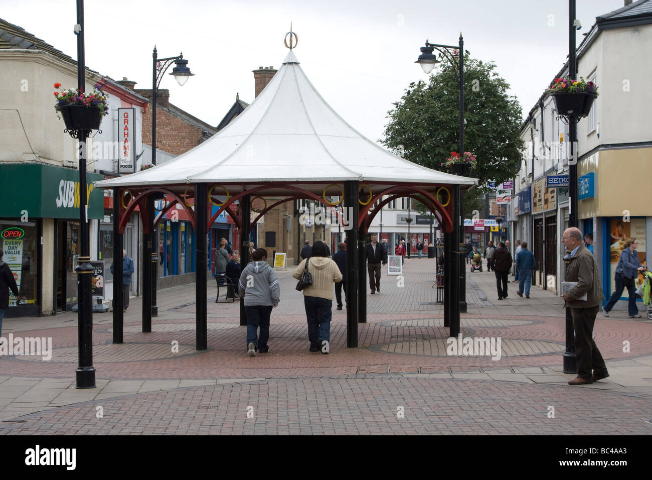 Widnes town centre hi-res stock photography and images - Alamy