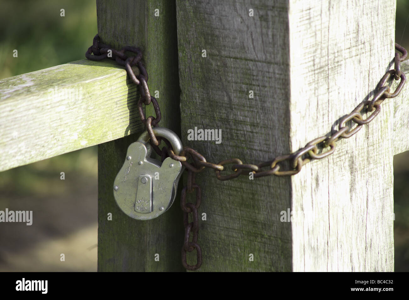 lock on gate Stock Photo - Alamy