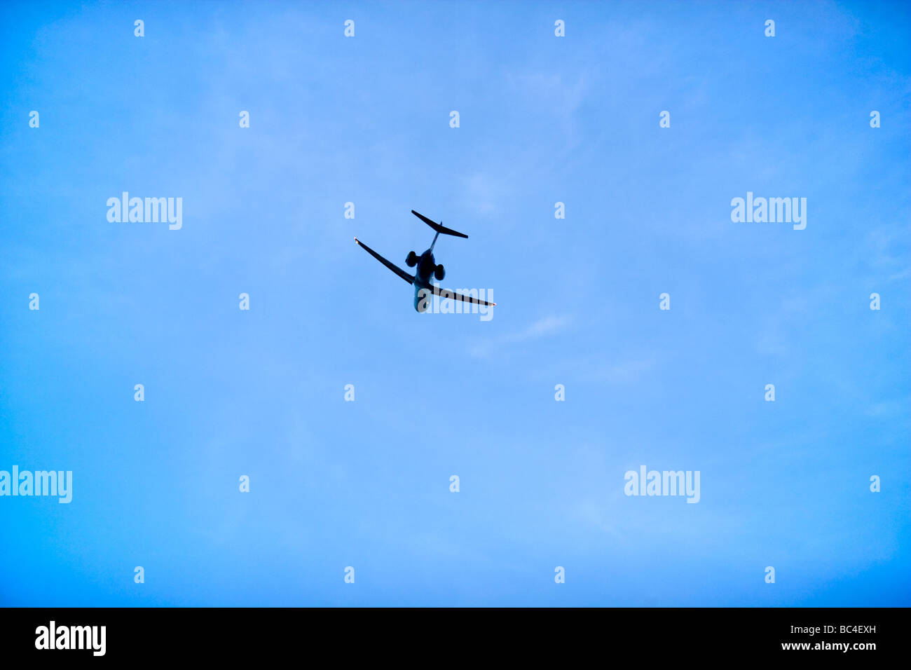 Commercial Aviation, Aircraft in flight Stock Photo - Alamy