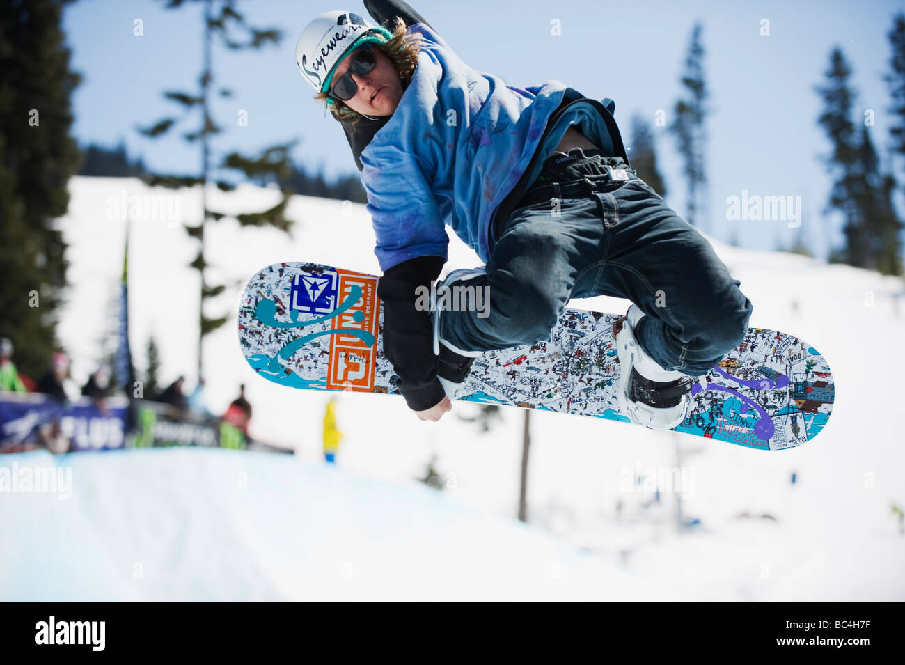 Half pipe hi-res stock photography and images - Alamy