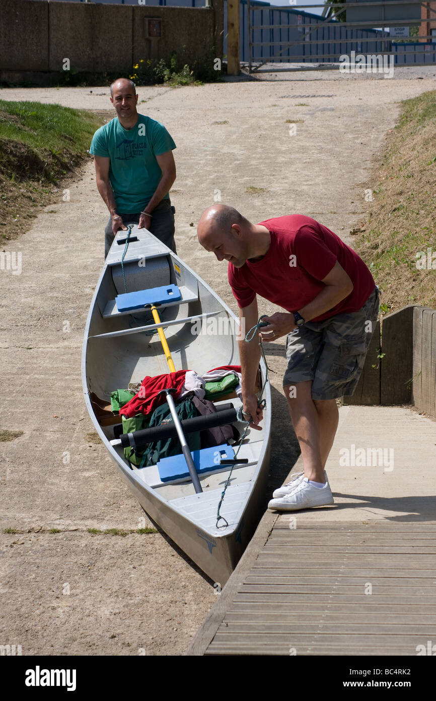 Carrying canoe hi-res stock photography and images - Alamy