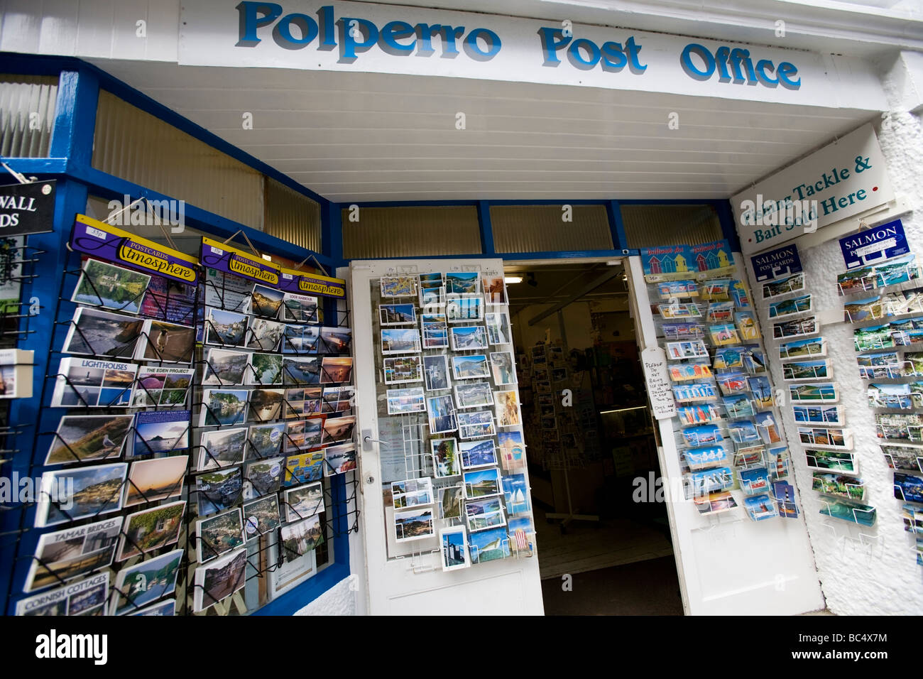 English post office shop front hi-res stock photography and images - Alamy