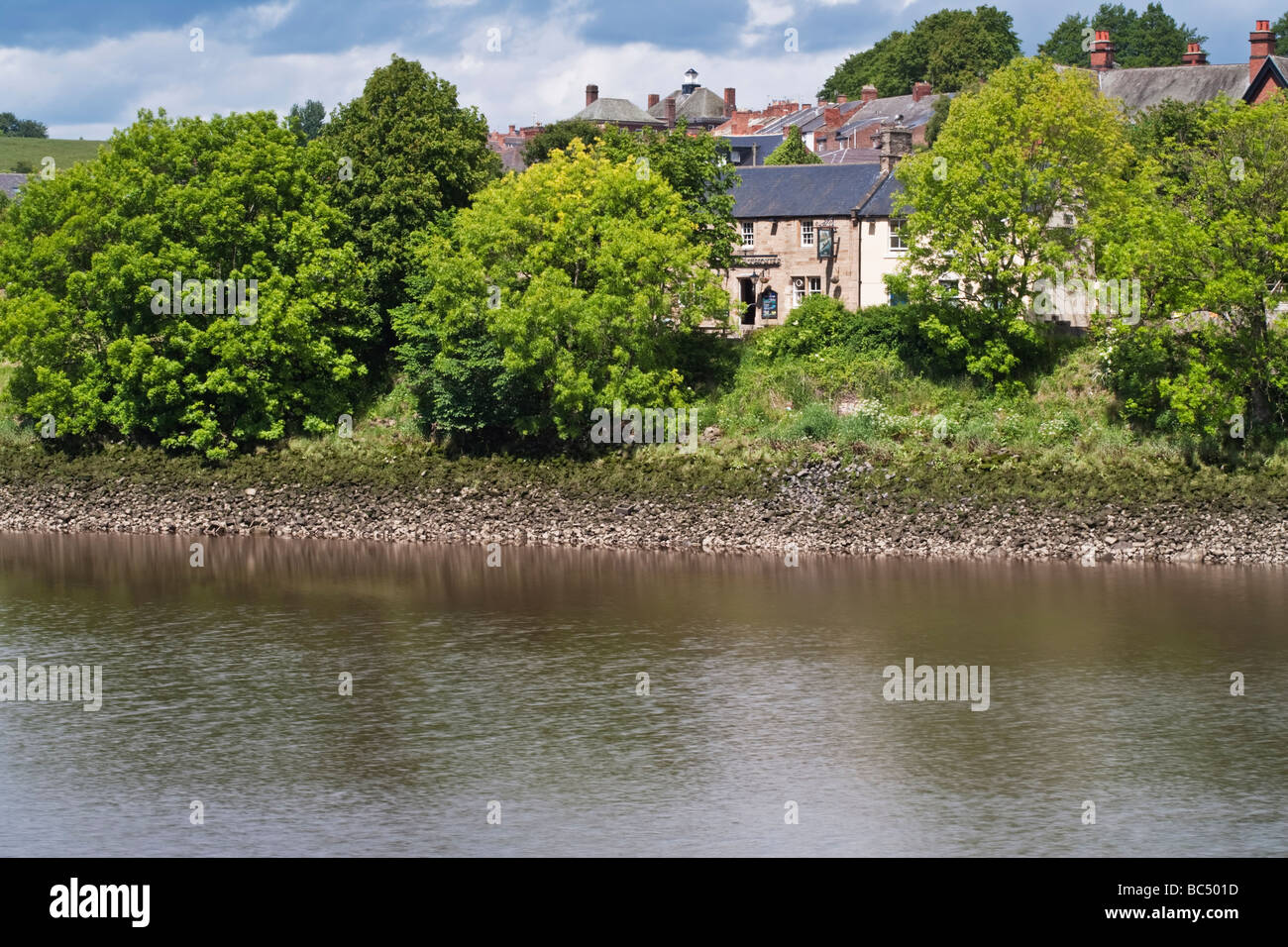 The Boathouse pub on the north bank of the River Tyne in the village of ...