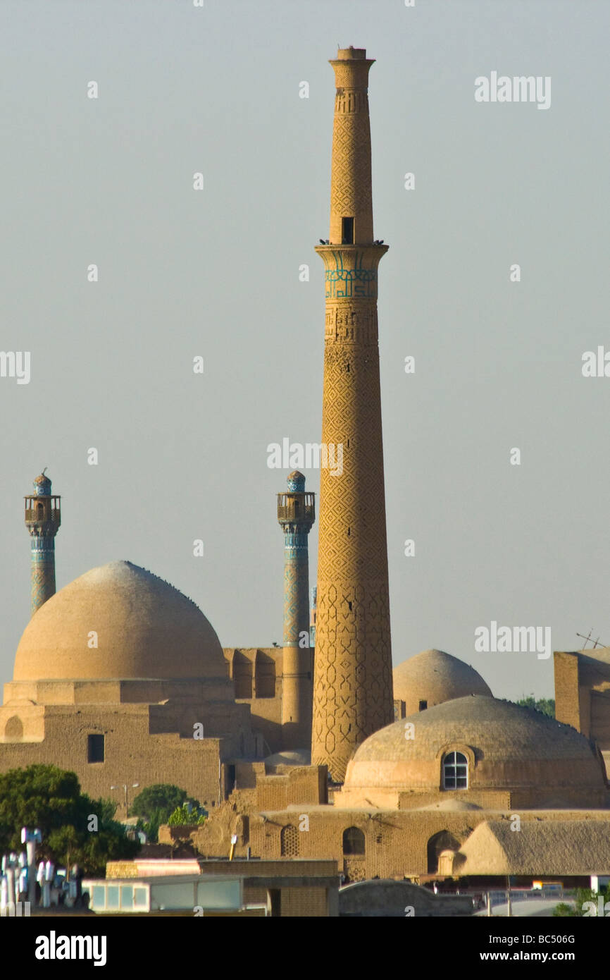 Ali minaret in isfahan hi-res stock photography and images - Alamy