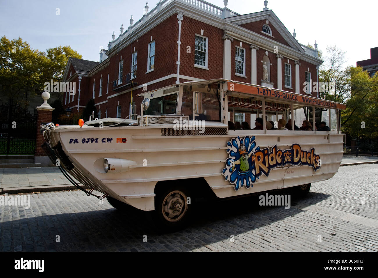 Philadelphia duck tours hi-res stock photography and images - Alamy
