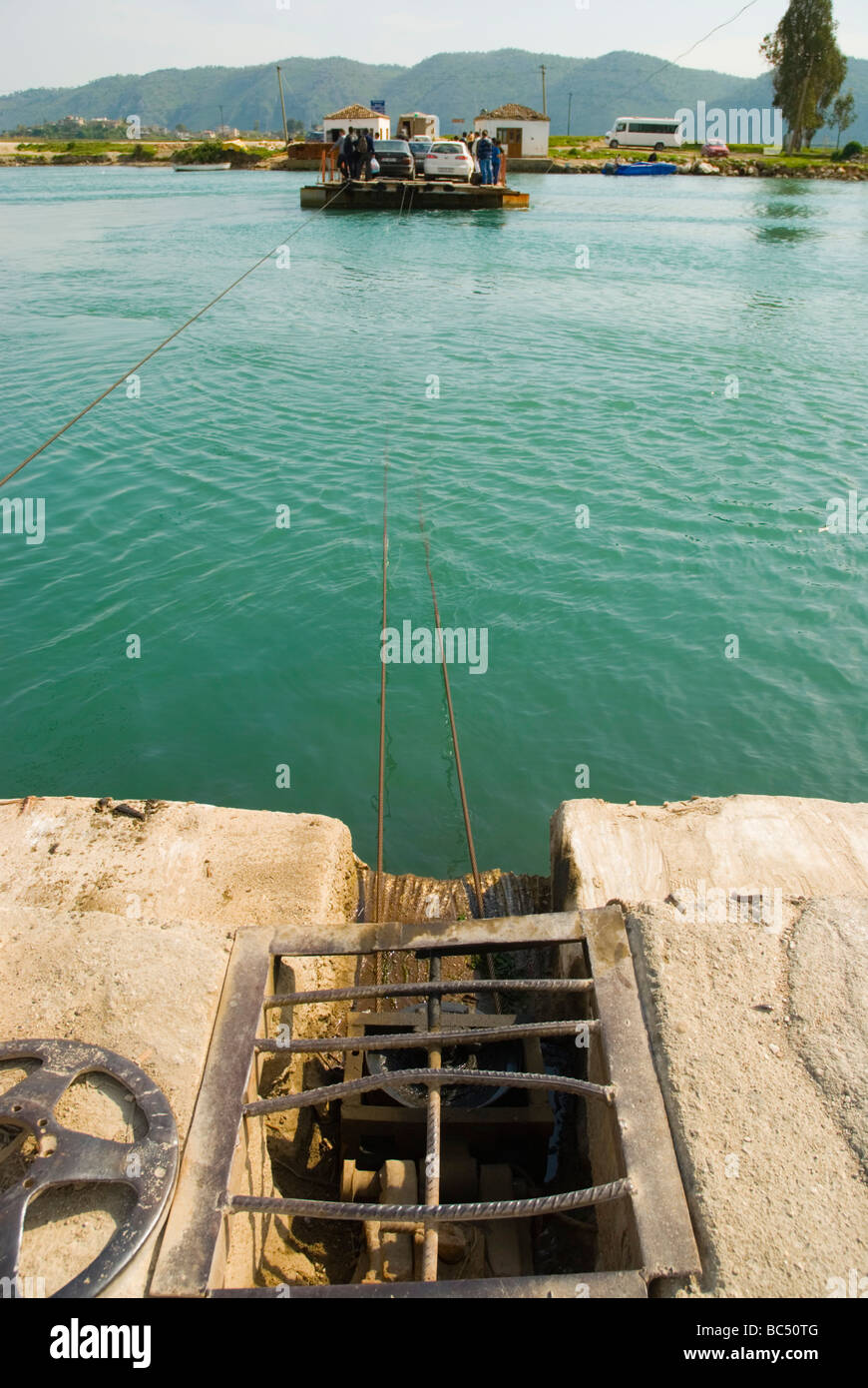 Raft crossing hi-res stock photography and images - Alamy
