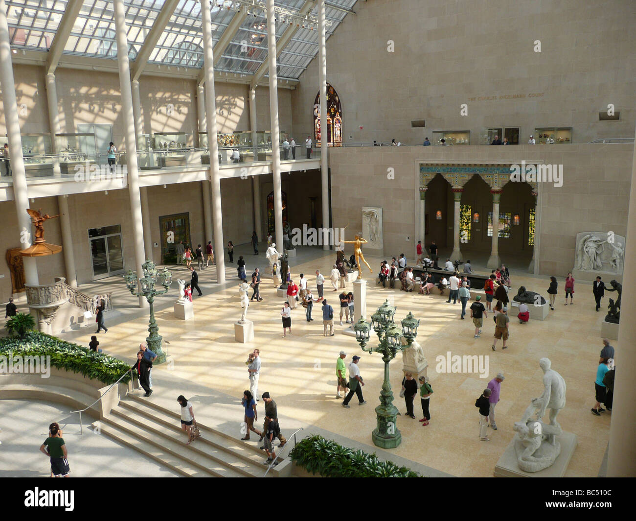 Interior of Metropolitan Museum of Art Stock Photo - Alamy