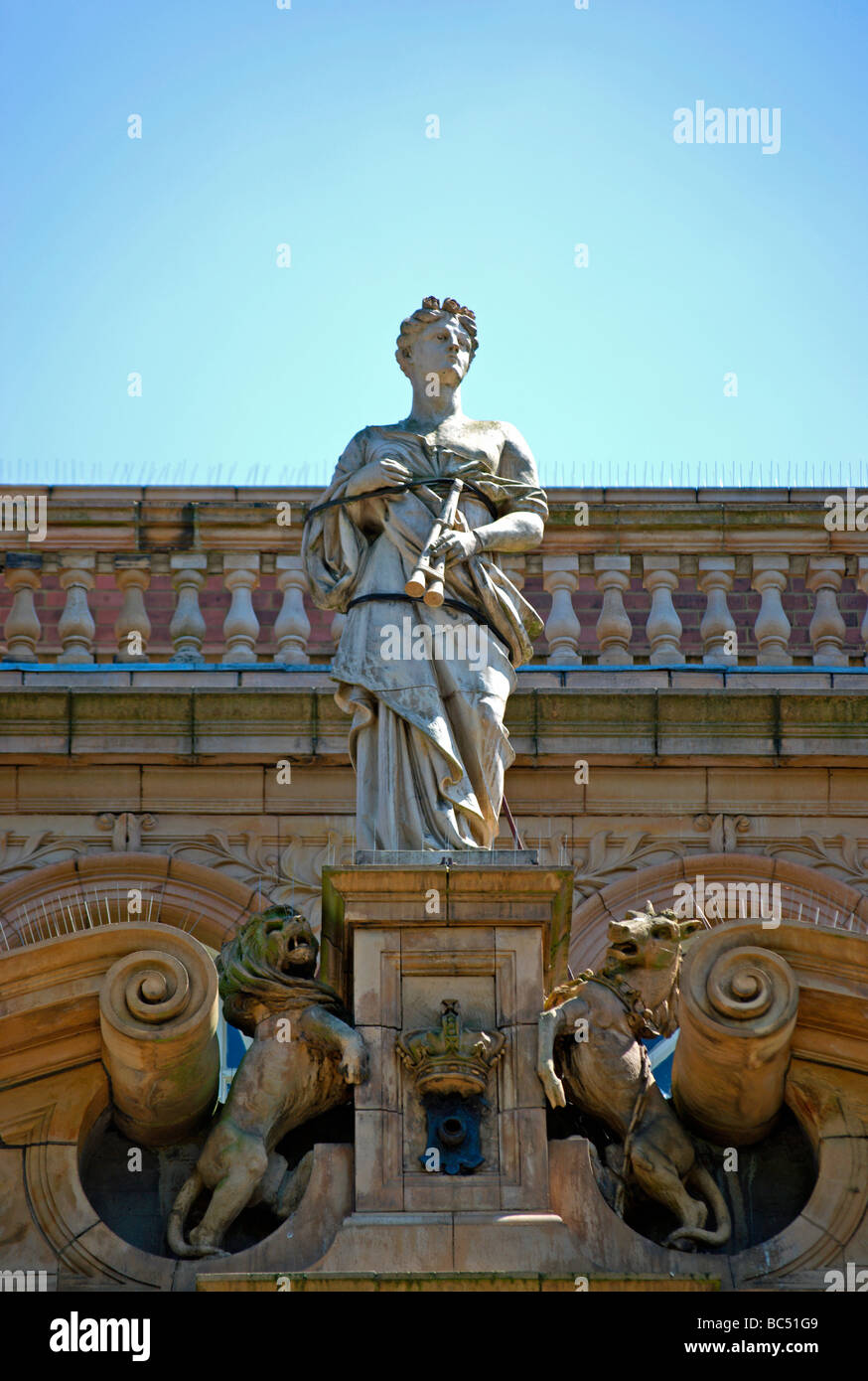 exterior frontage detail of the 1899 richmond theatre, richmond upon ...