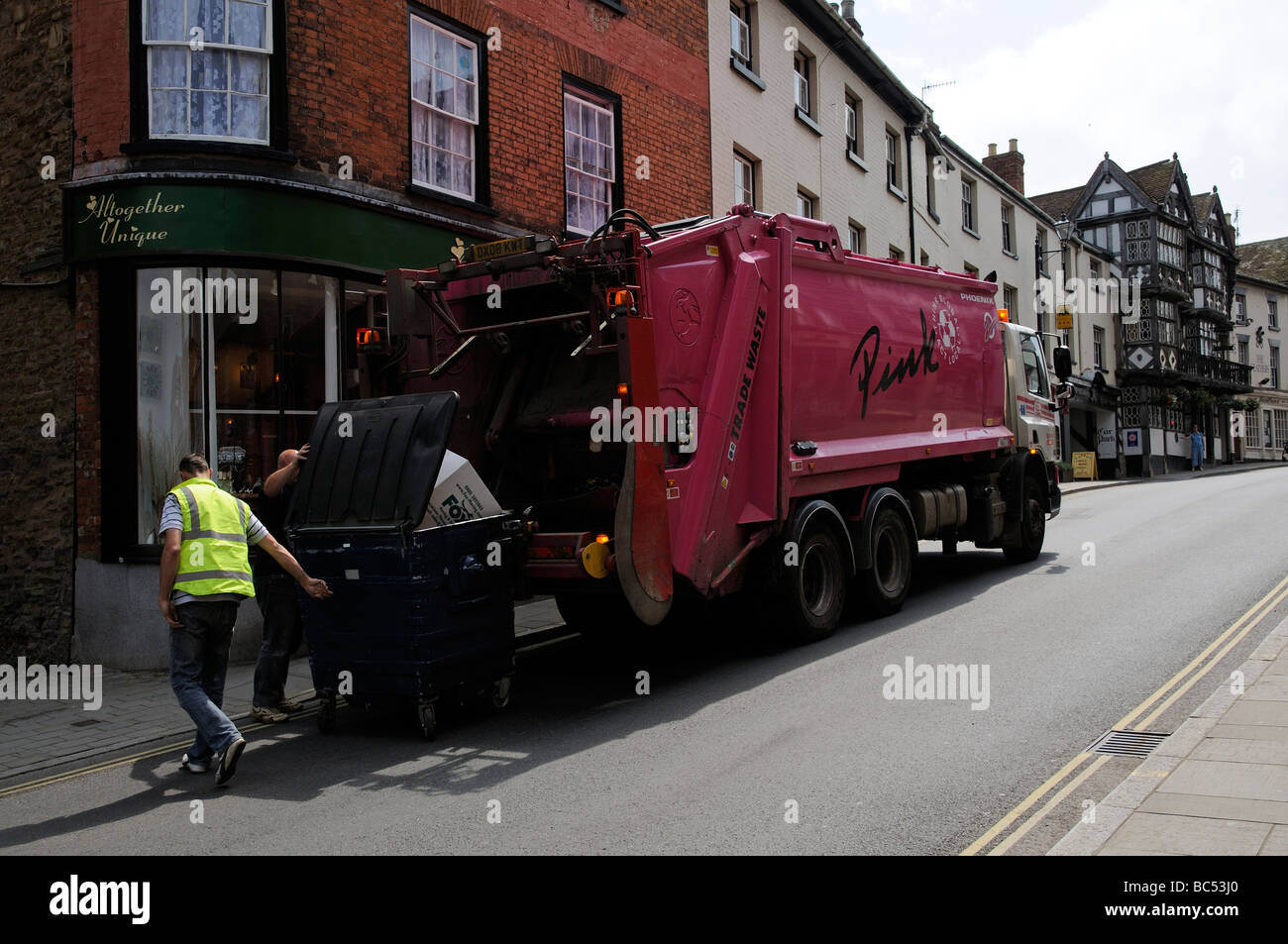 Binmen hi-res stock photography and images - Alamy