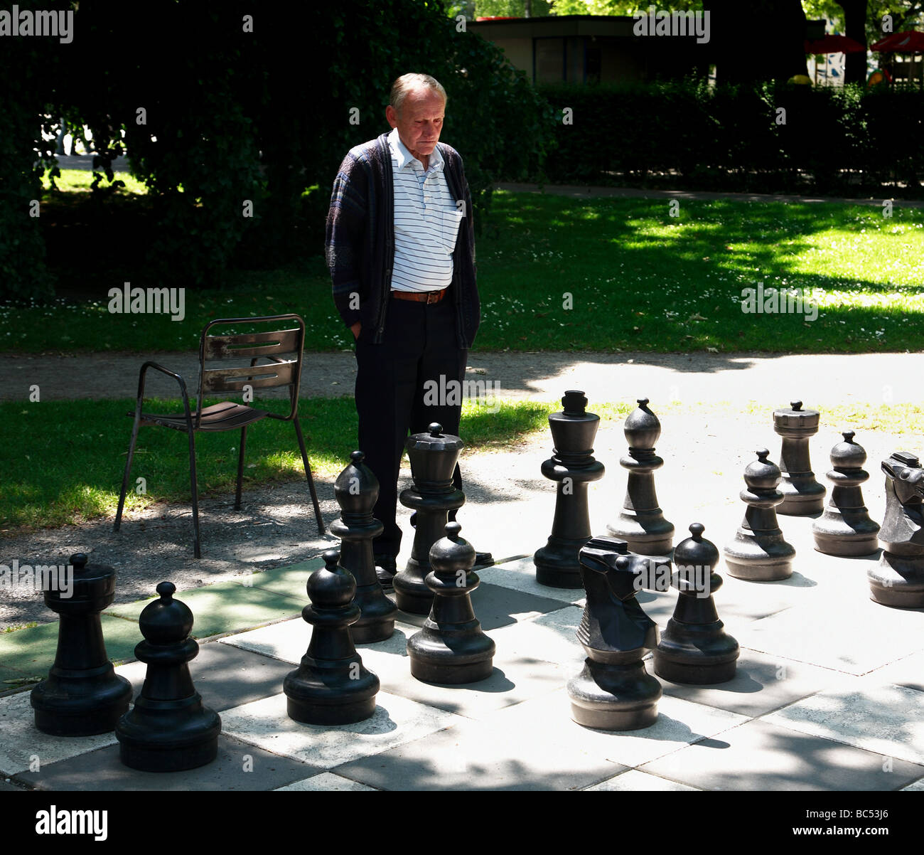 Playing giant chess board hi-res stock photography and images - Alamy