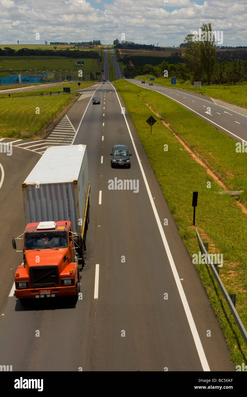 Brazilian highway hi-res stock photography and images - Alamy