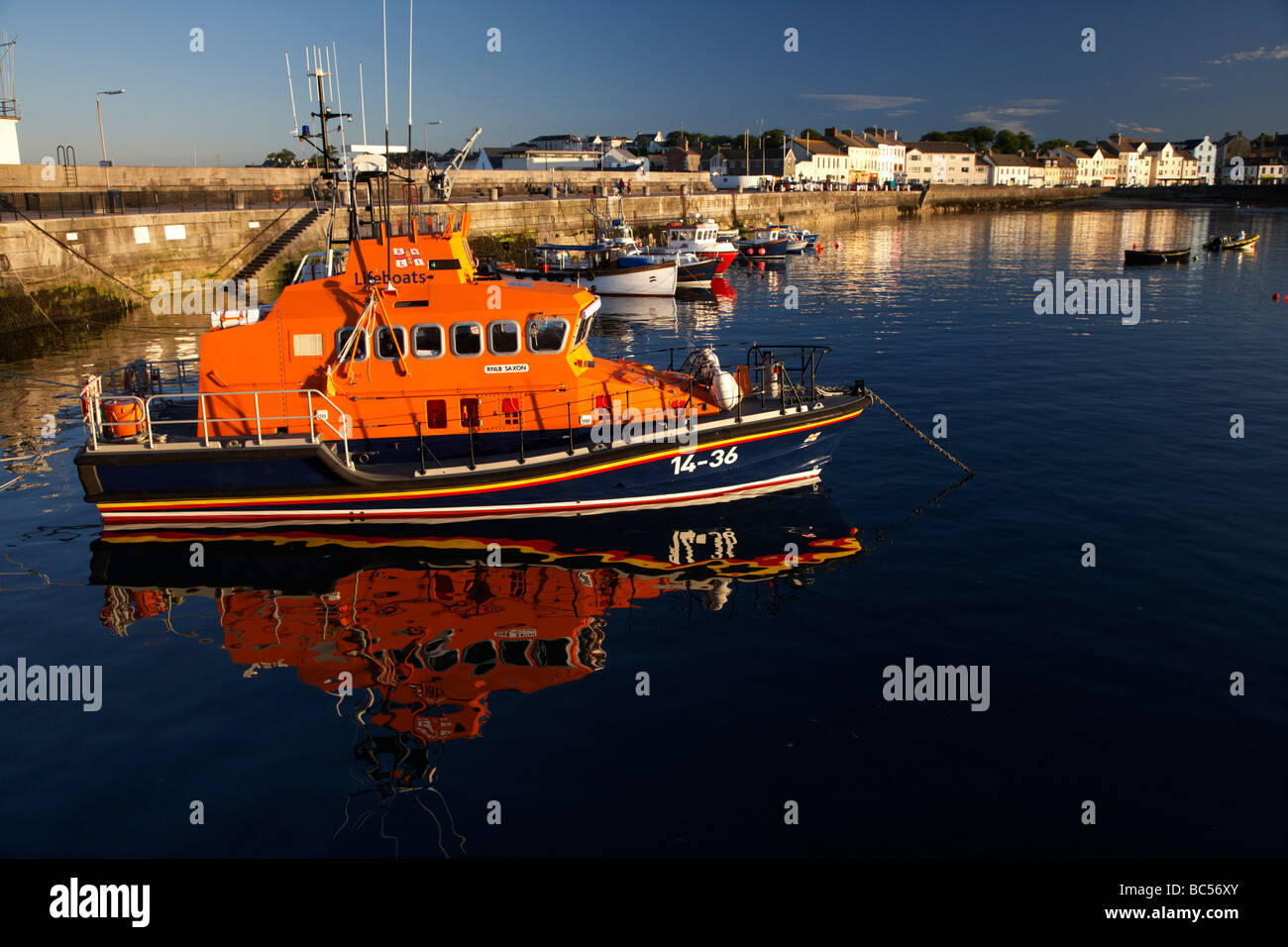 Rnli lifeboat hi-res stock photography and images - Alamy