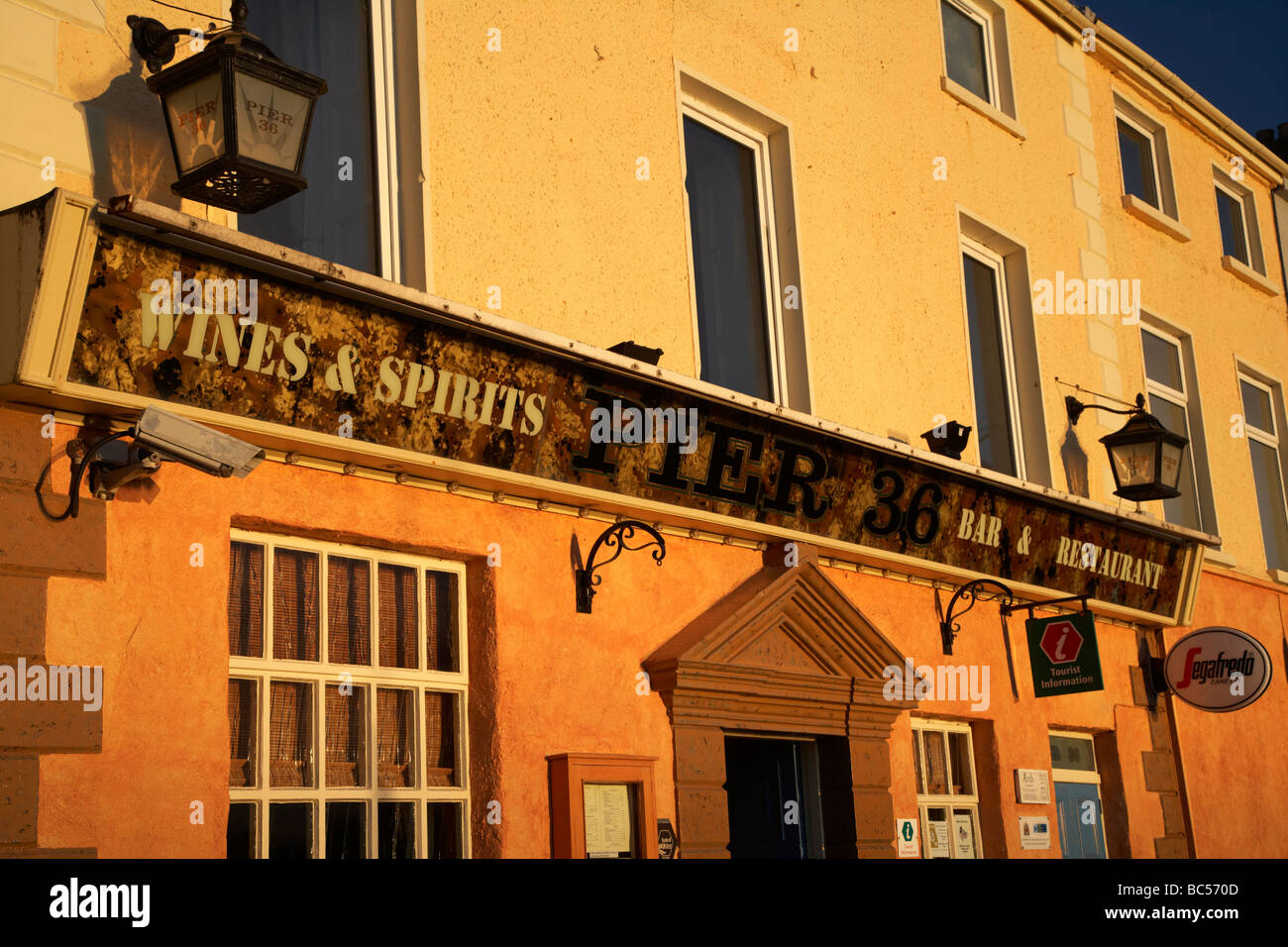 Pier 36 hi-res stock photography and images - Alamy