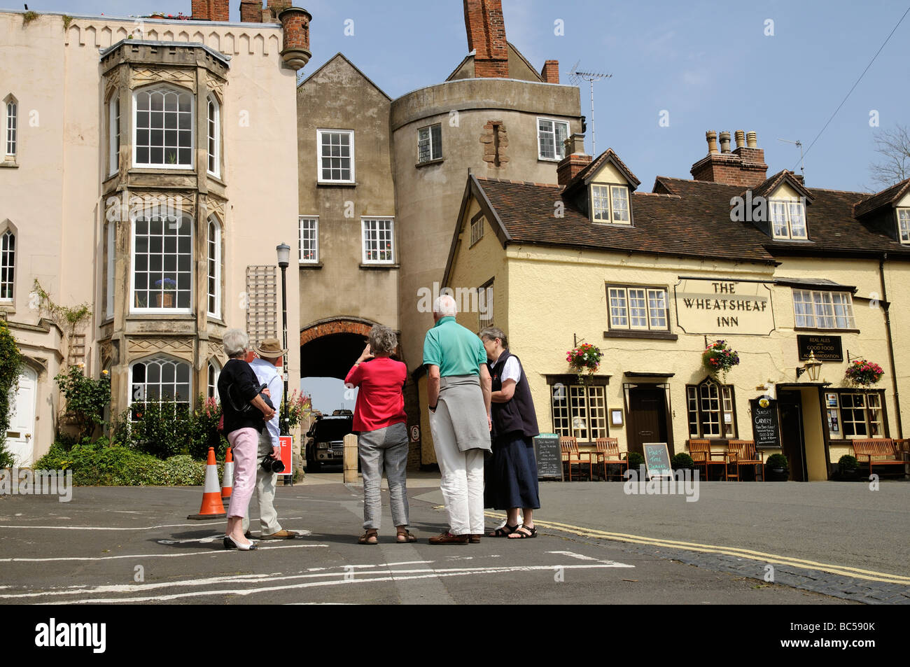 Ludlow Shropshire town centre pub the Wheatsheaf Inn at the Broadgate ...