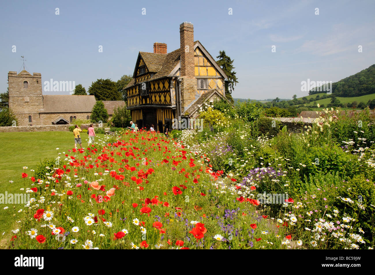 English manor house hi-res stock photography and images - Alamy