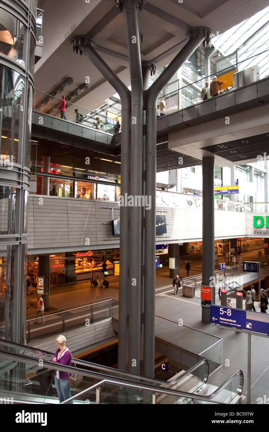 Berlin Hauptbahnhof, Central Train Station in Berlin Stock Photo - Alamy
