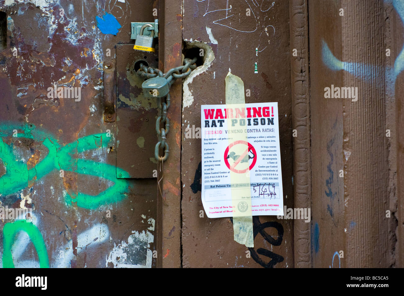 Rat poison warning sign hi-res stock photography and images - Alamy