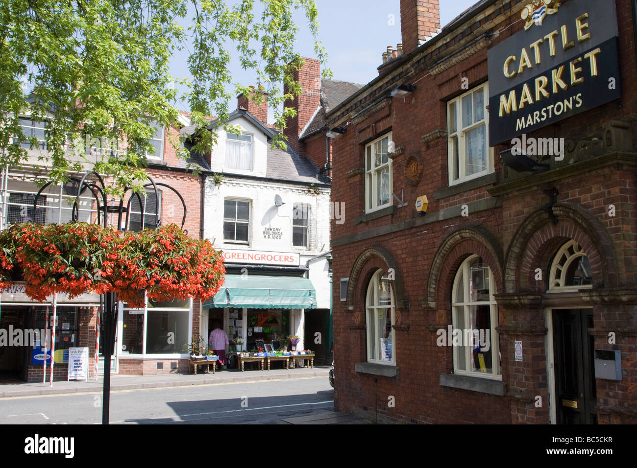 Busy british market town landscape hi-res stock photography and images ...