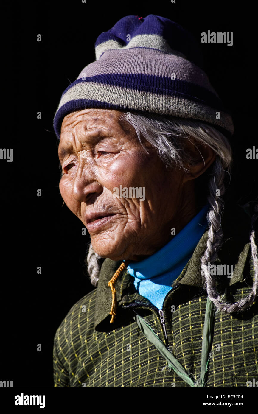 Tibetan pilgrim at the Labrang monastery, Xiahe, China Stock Photo - Alamy