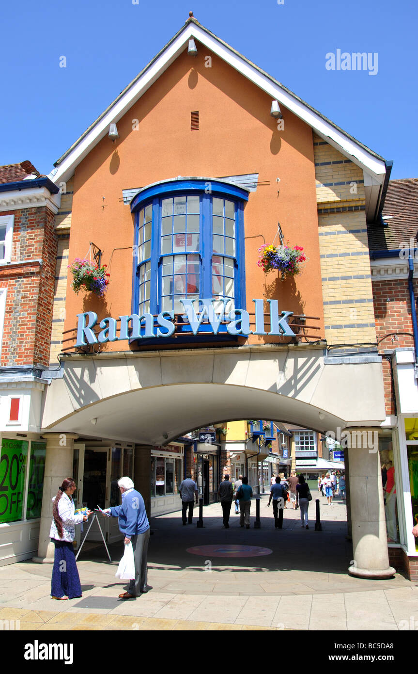 Rams Walk Shopping Mall, High Street, Petersfield, Hampshire, England ...