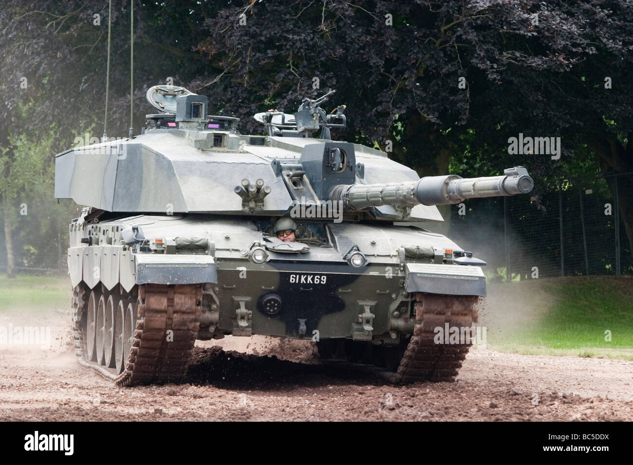 Challenger tank hi-res stock photography and images - Alamy
