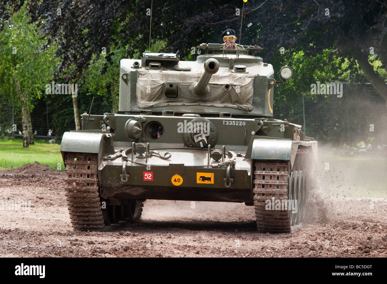 World war two churchill tank hi-res stock photography and images - Alamy