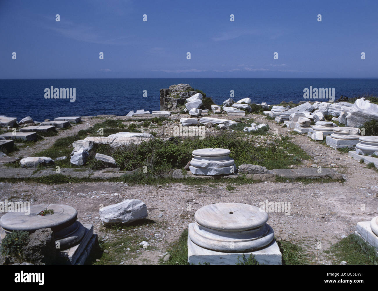 Temples Apollo Athena High Resolution Stock Photography and Images - Alamy